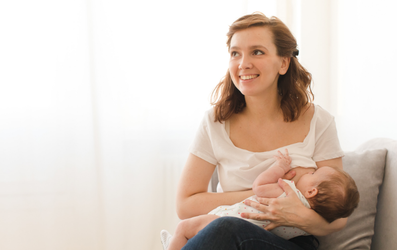 Bébé allaité et biberon ? Tout sur l'allaitement mixte – Féminin Maternel